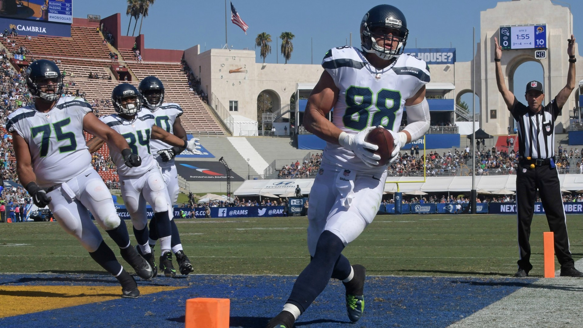 A look at how the Seahawks are enjoying their bye week | king5.com