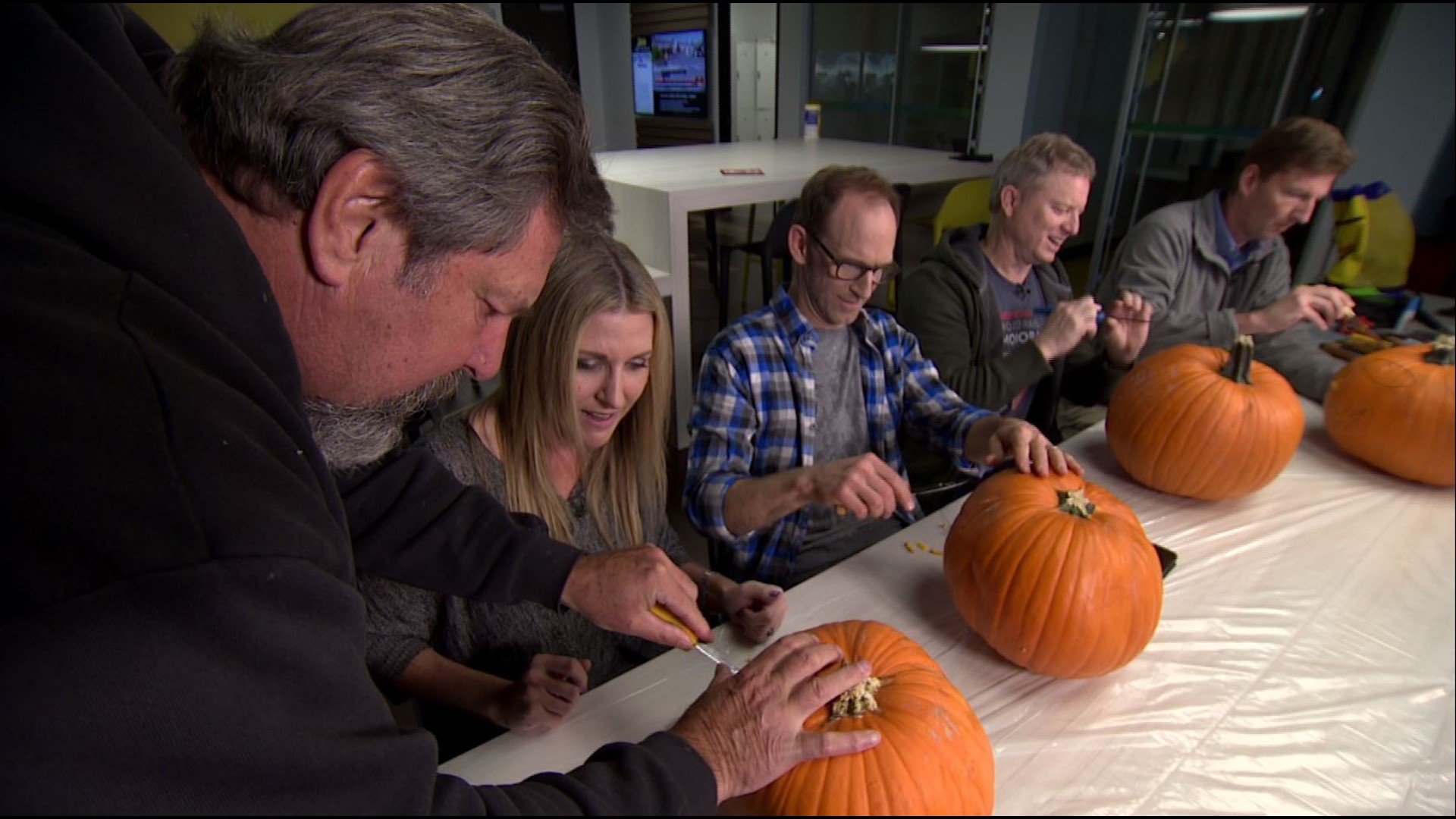 Learn to carve pumpkins from a master carver - Field Trip Friday ...