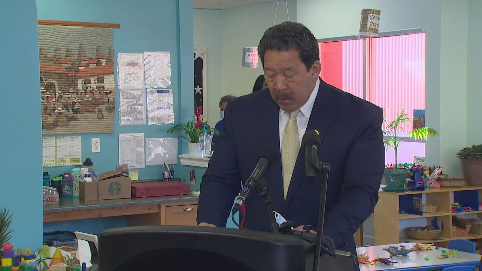 Seattle Mayor Bruce Harrell announces expansion of Seattle Preschool ...