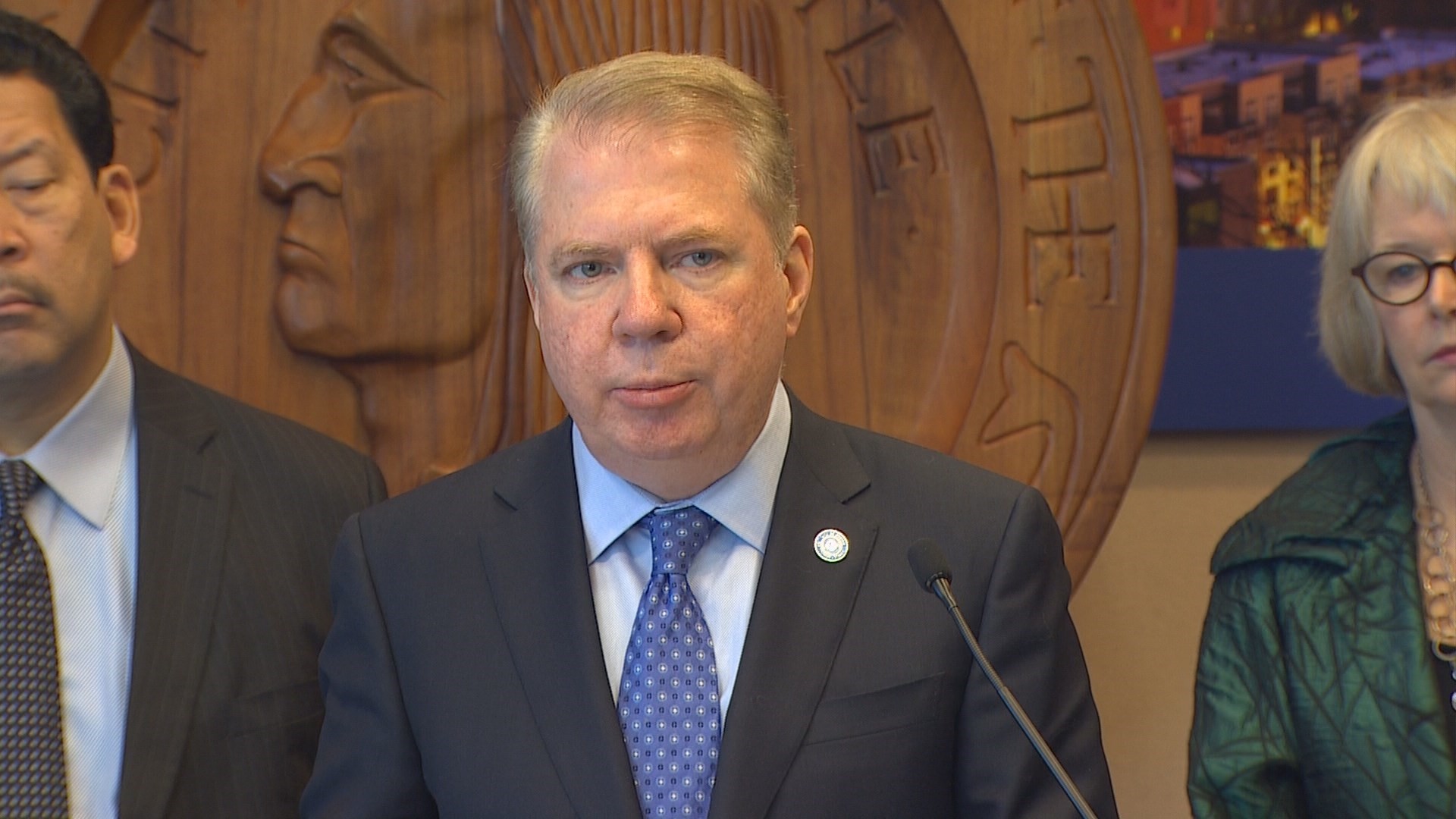 Mayor Murray cuts ties with Seattle district councils | king5.com