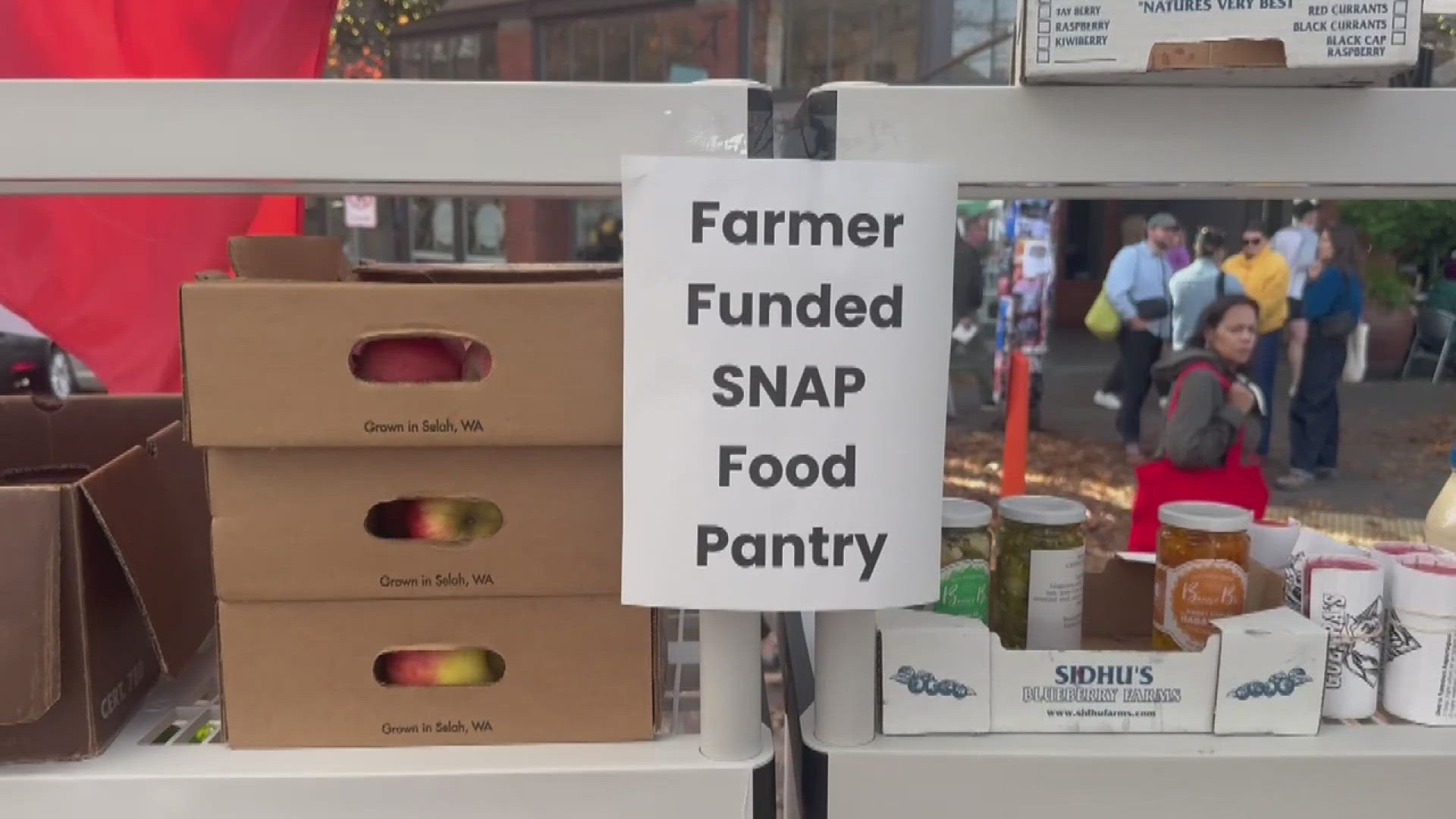 For Seattle families facing SNAP loss, new grassroots effort brings ...