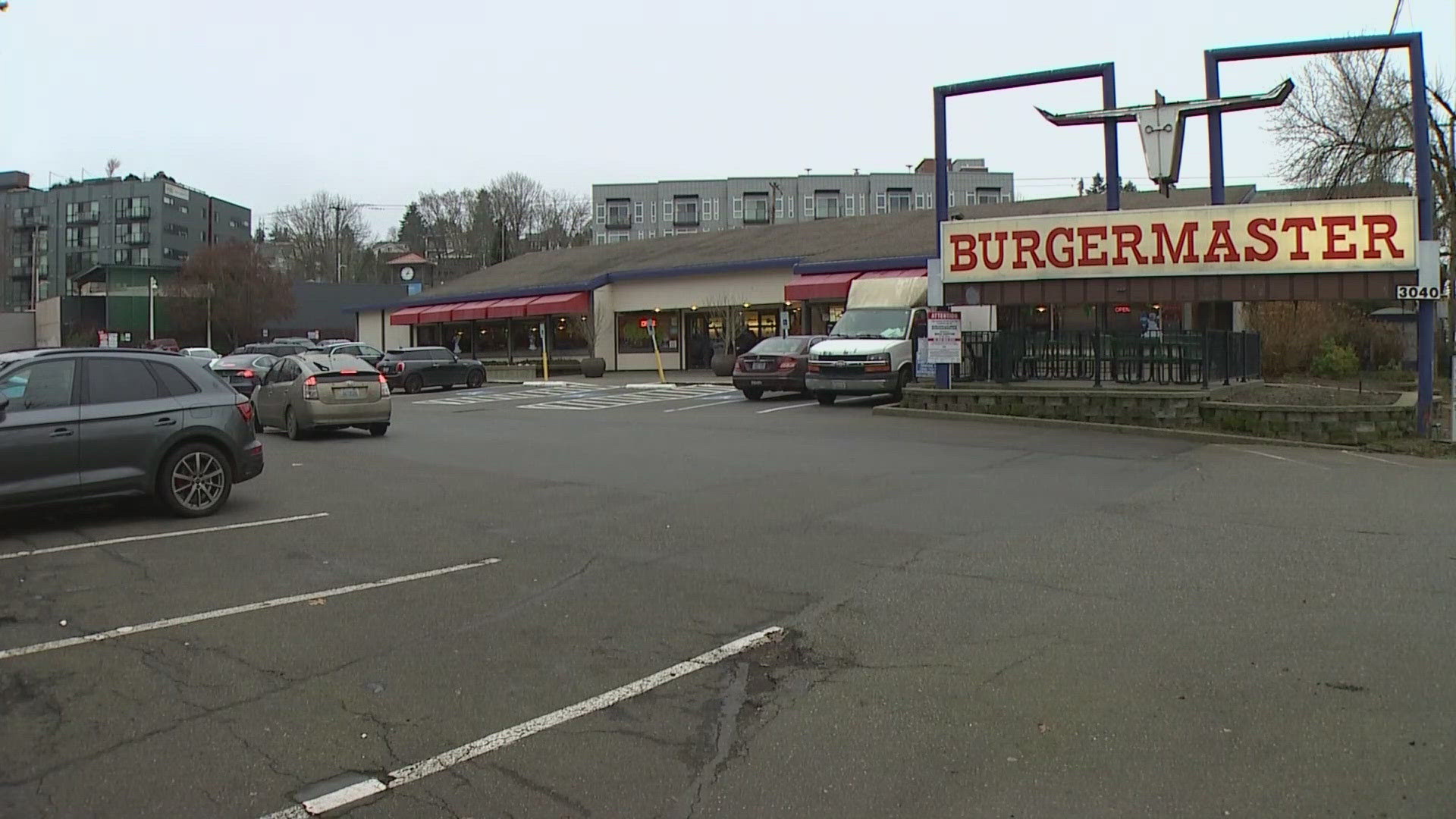 Original Burgermaster location in Seattle reveals final day of service ...