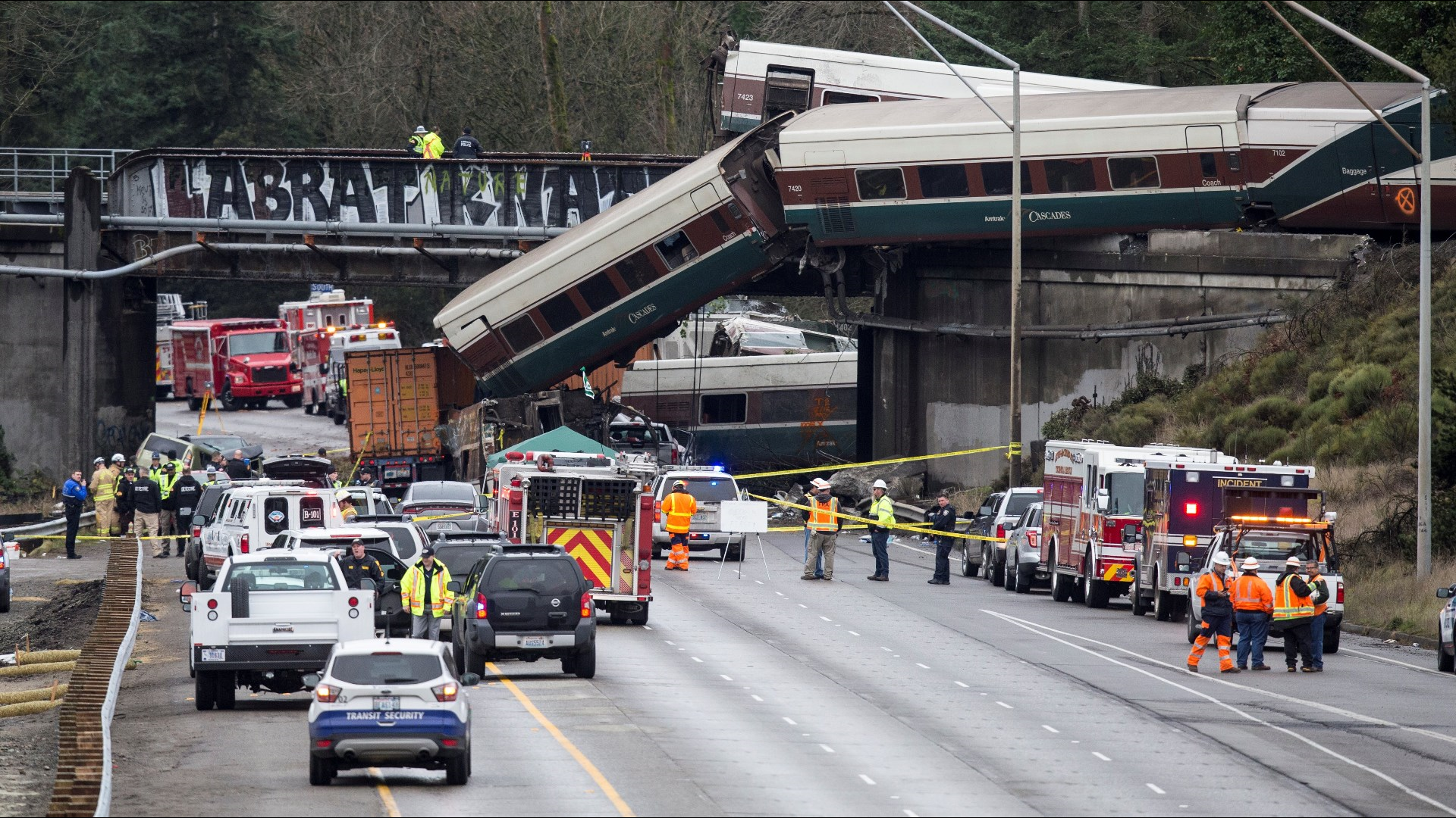 ‘Everyone came together:’ Nurse recalls helping injured Amtrak riders ...