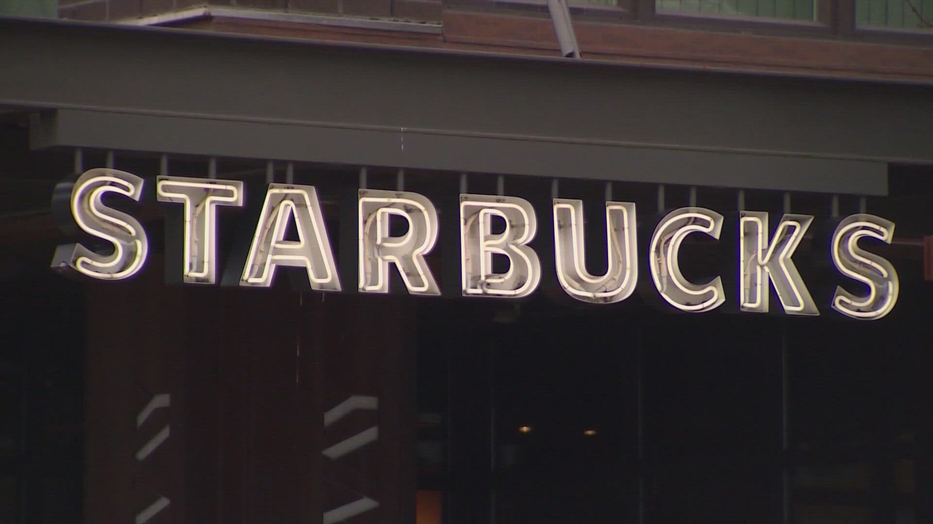 Starbucks to increase in-office days for corporate staff | king5.com