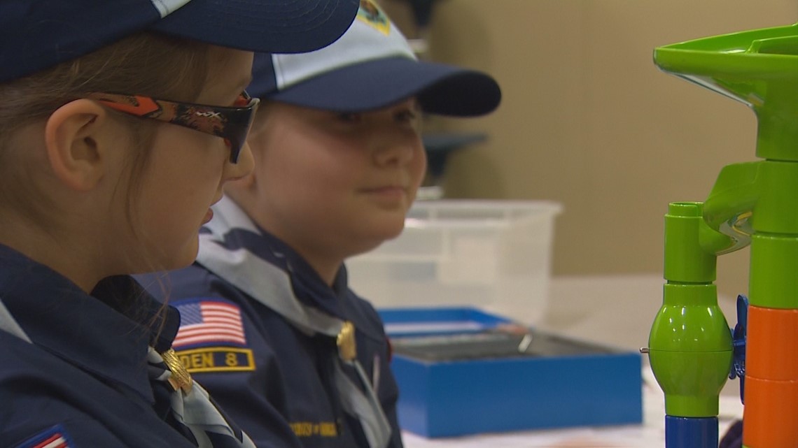 Girls welcomed to local Cub Scout pack | king5.com