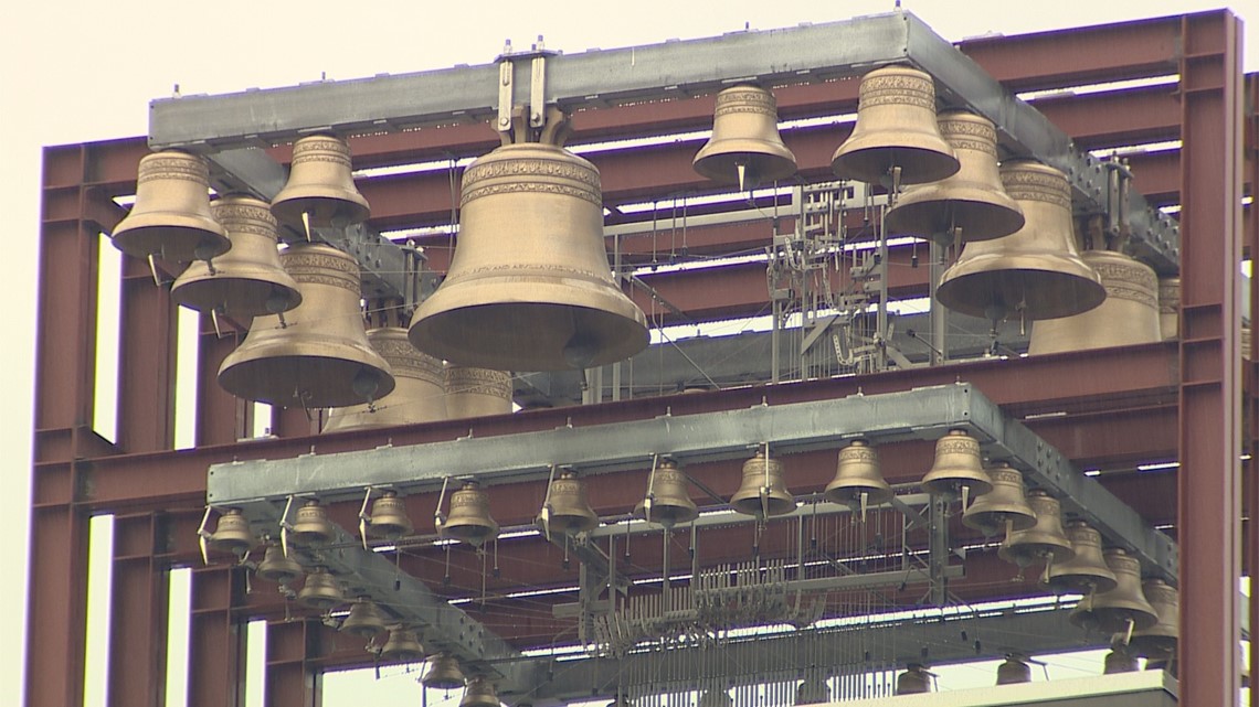 Latest UW campus icon makes sweet music | king5.com