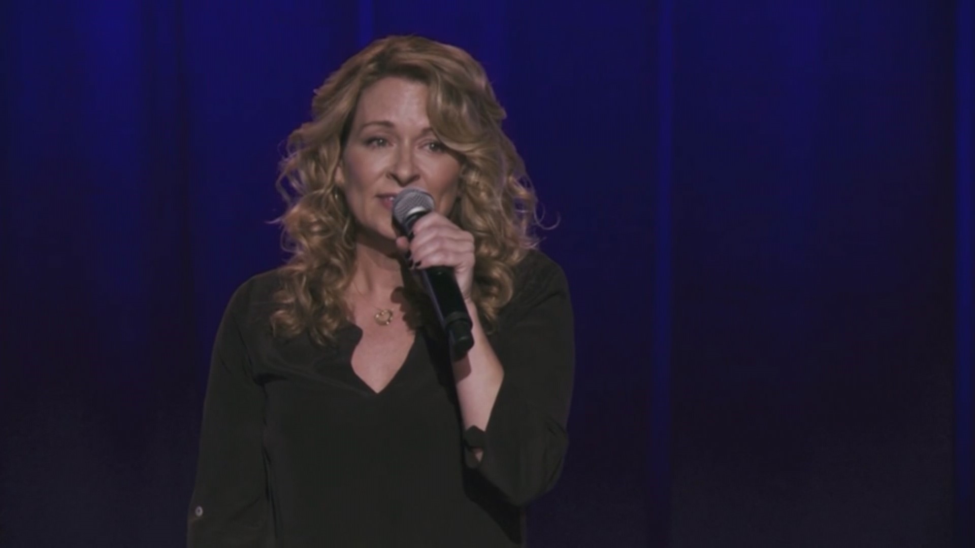 Laugh out loud in Tacoma with comedian Sarah Colonna | king5.com
