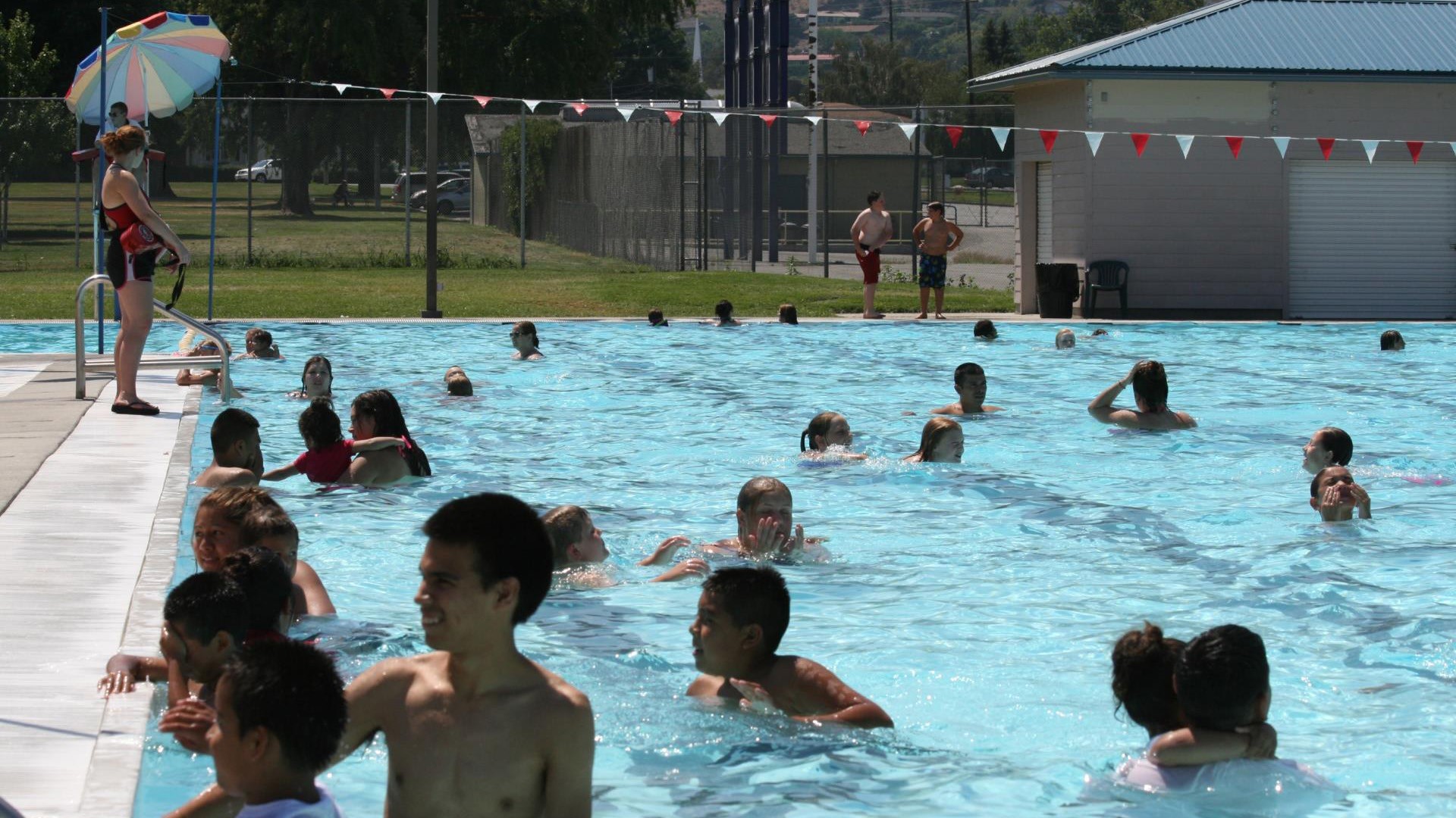 Wallet lost in 1972 found in Wenatchee pool locker room | king5.com
