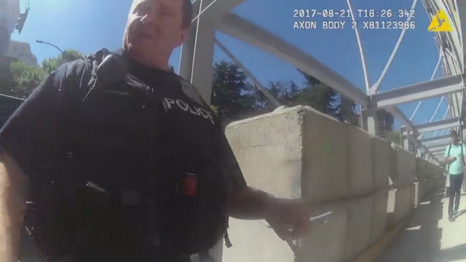 Seattle officer faces discipline after disarming man waving ice ax ...
