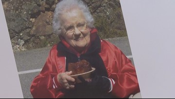 'Cinnamon Roll Lady's' legacy kept alive by friends, family | king5.com
