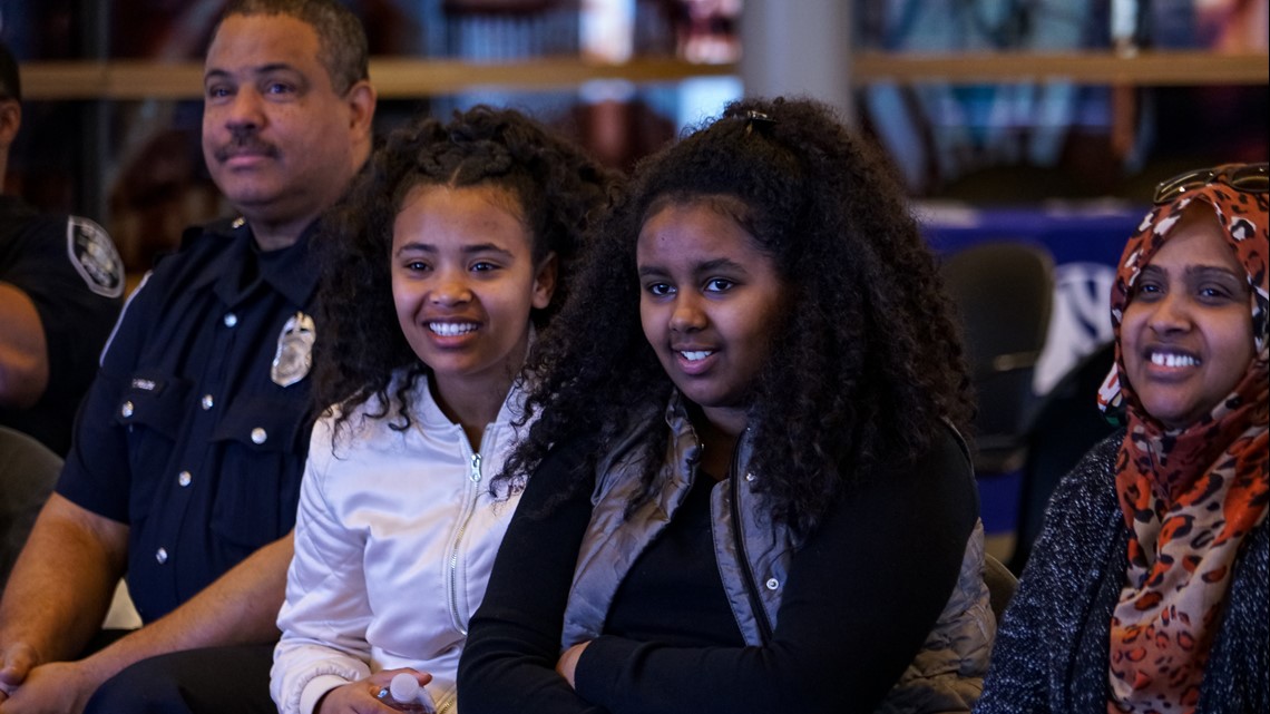 Seattle police build trust with immigrants in high-crime neighborhood ...