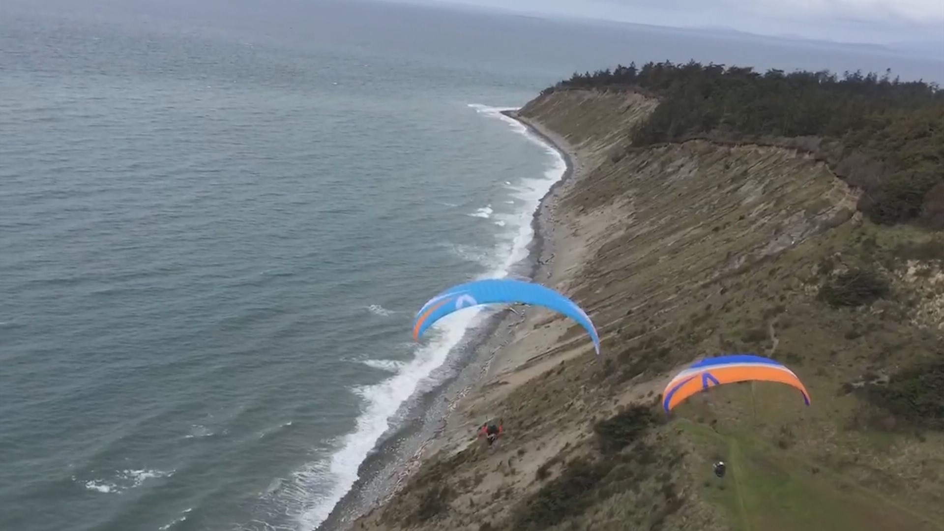 Paragliding shows off Pacific Northwest beauty from new heights | king5.com