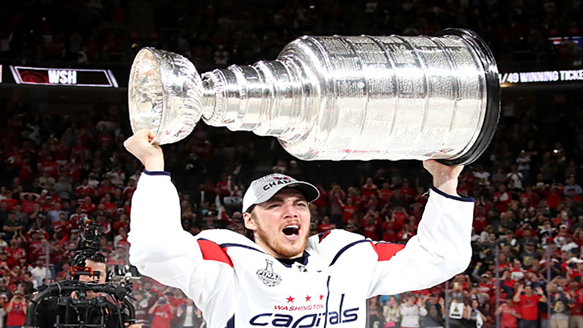 Family and friends celebrate Mount Vernon native's Stanley Cup victory ...