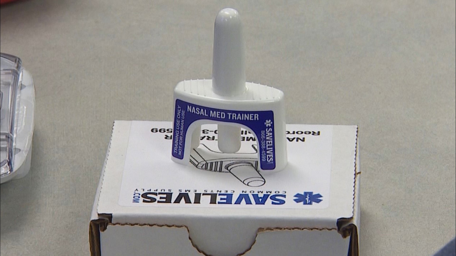 King County deputies to carry opioid overdose reversal drug | king5.com