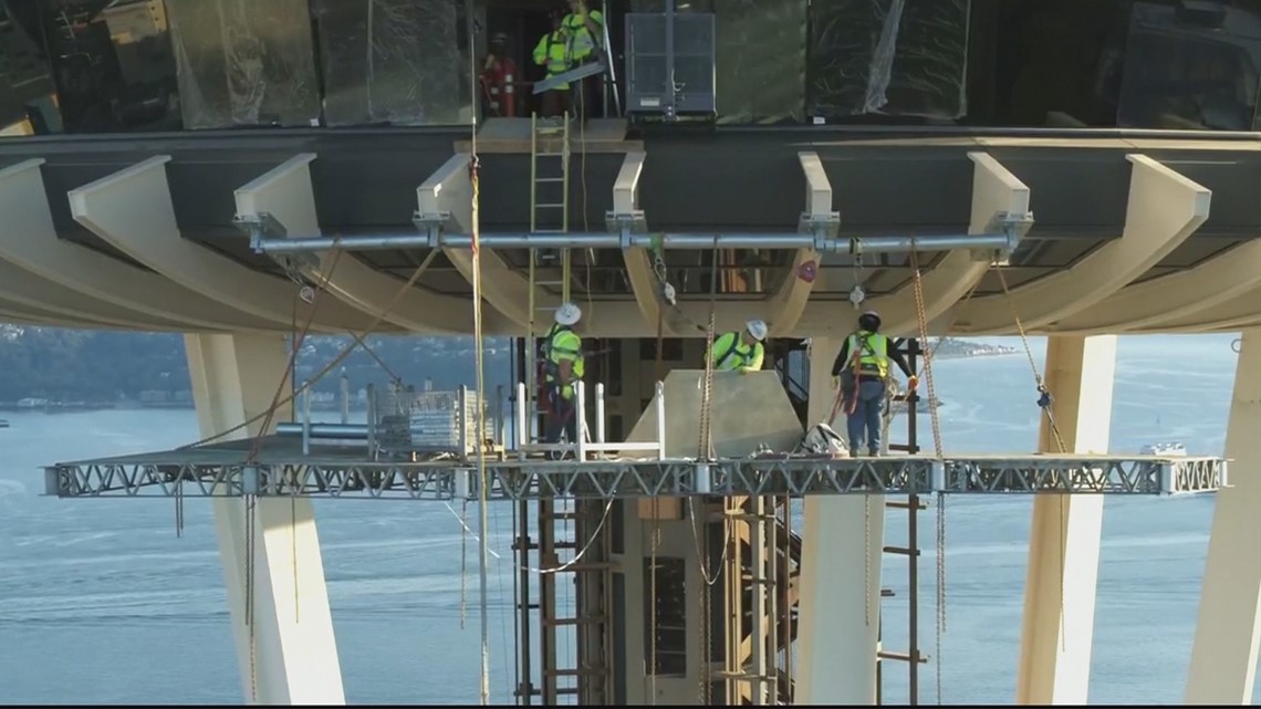 Space Needle video shows construction platform removal | king5.com
