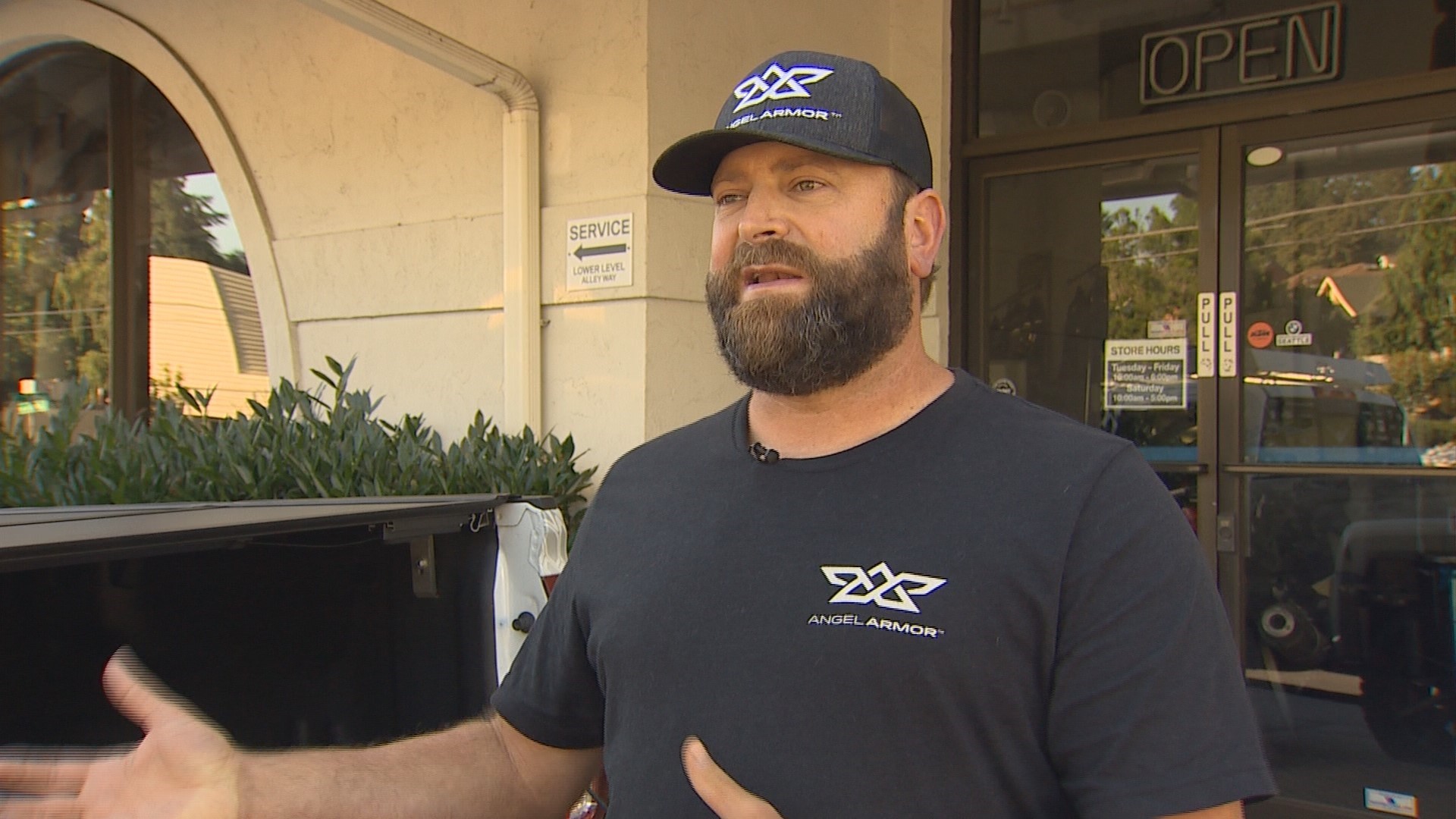 Former Seattle first responder raises awareness about PTSD | king5.com