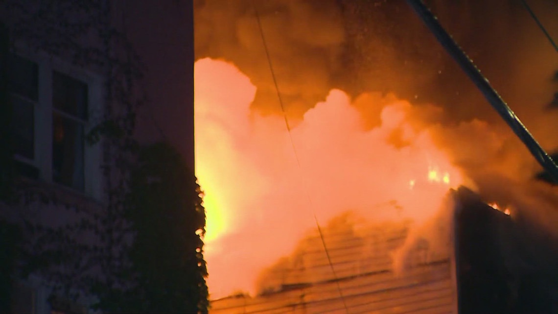 Seattle Capitol Hill fire in vacant building creates smoke cloud ...