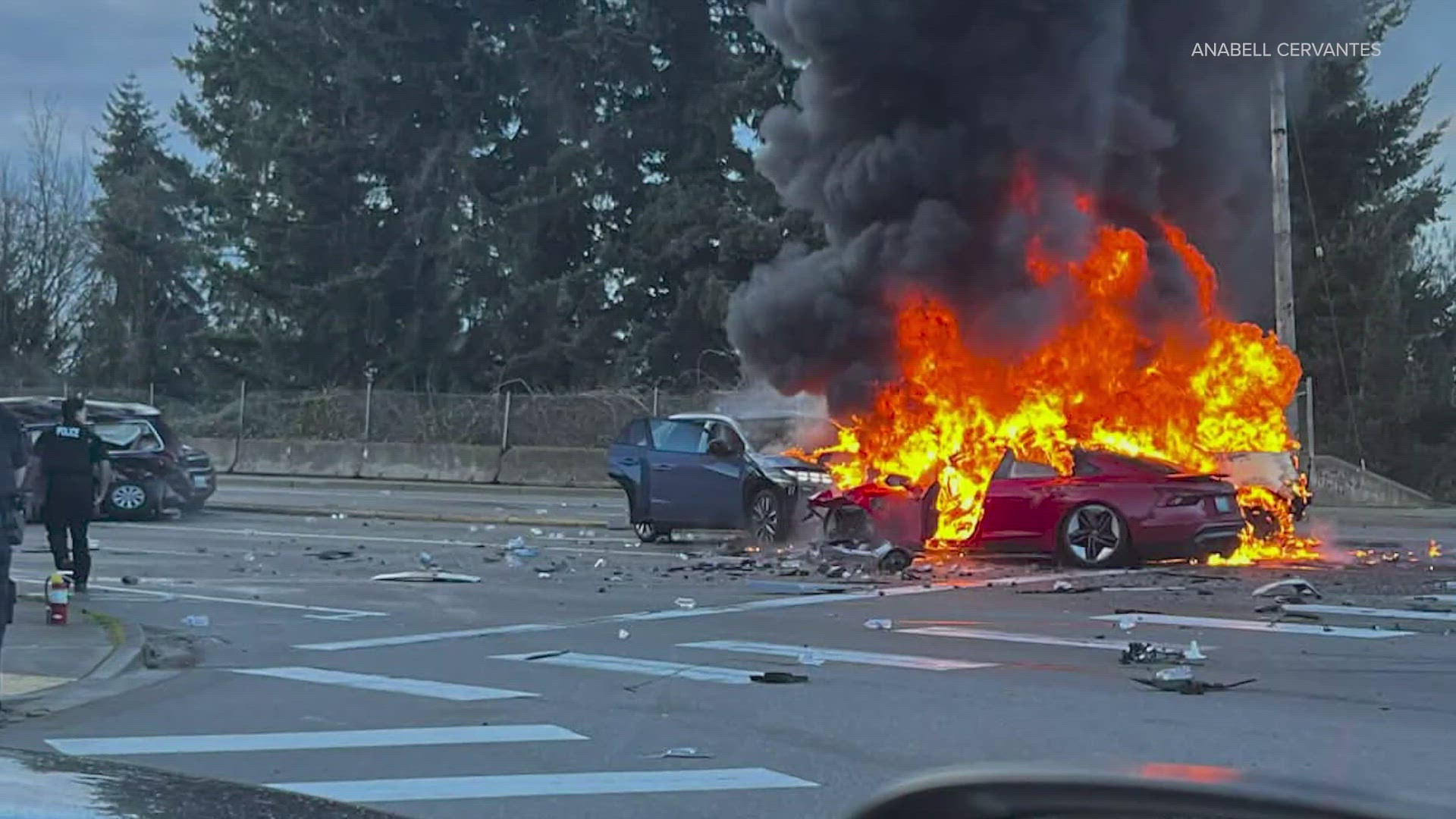 1 dead, 2 injured in multi-vehicle crash in Federal Way | king5.com