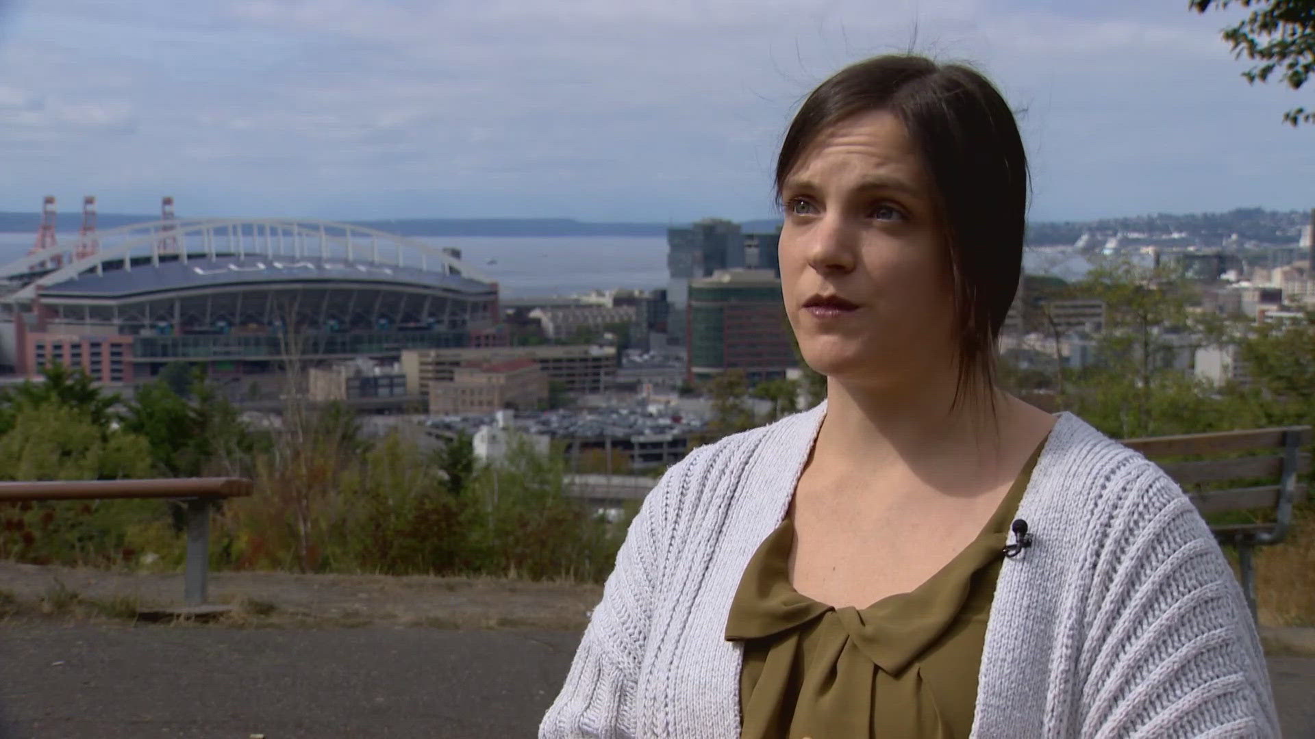 Kelly Hanson named new host of New Day Northwest | king5.com