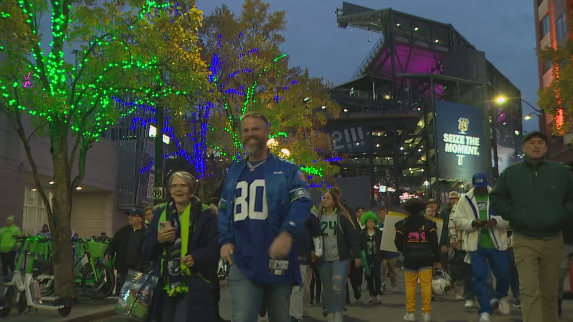 Seattle's double feature: Seahawks at home, Mariners in Game 7 | king5.com