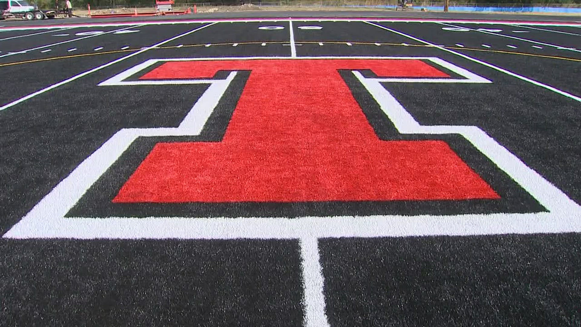 Tenino High installs black turf football field | king5.com