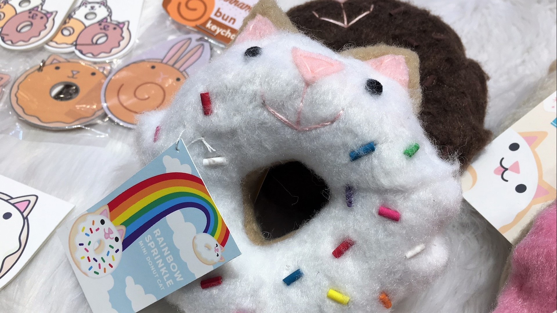 Pike Place Market's Pastry Pets: handmade donut cats, eclair bears, and ...