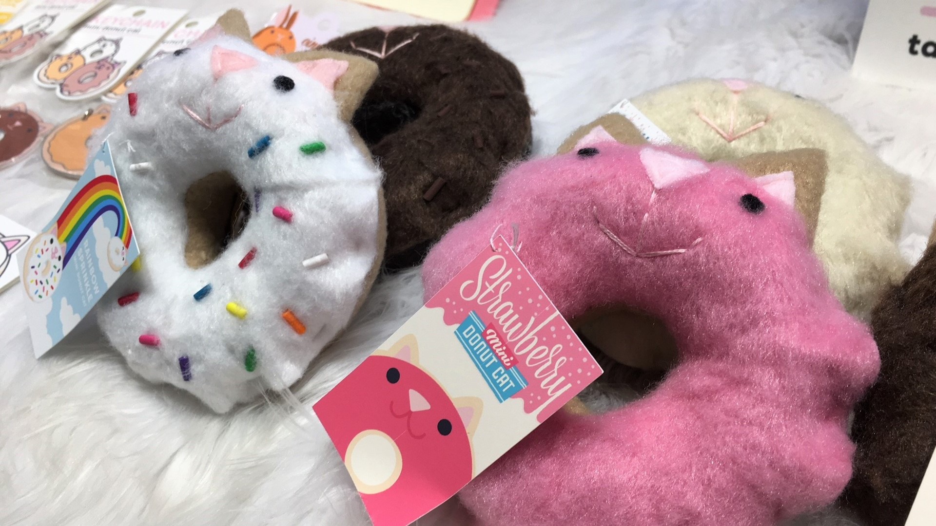 Pike Place Market's Pastry Pets: handmade donut cats, eclair bears, and ...