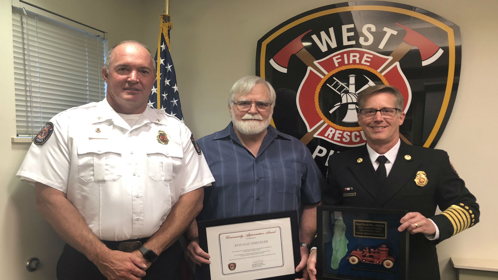Ketron Island resident recognized for his actions after deadly plane ...