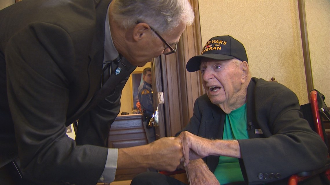 World War II veteran tours U.S. to meet all 50 governors | king5.com
