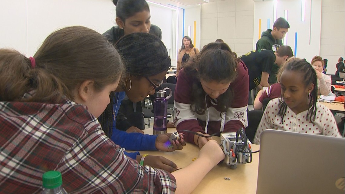 Seattle robotics competition aims to get girls excited about STEM ...