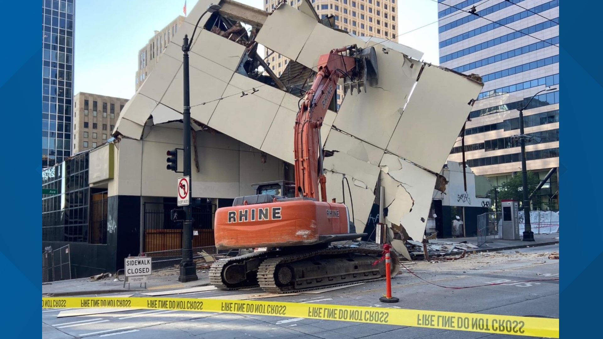 Downtown Seattle street open again after demolition debris accident ...