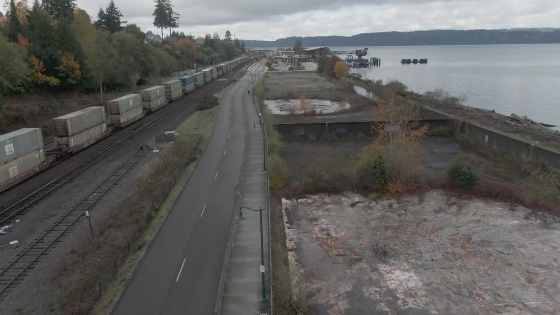 A predicament over public vs. private property hits the shores of ...