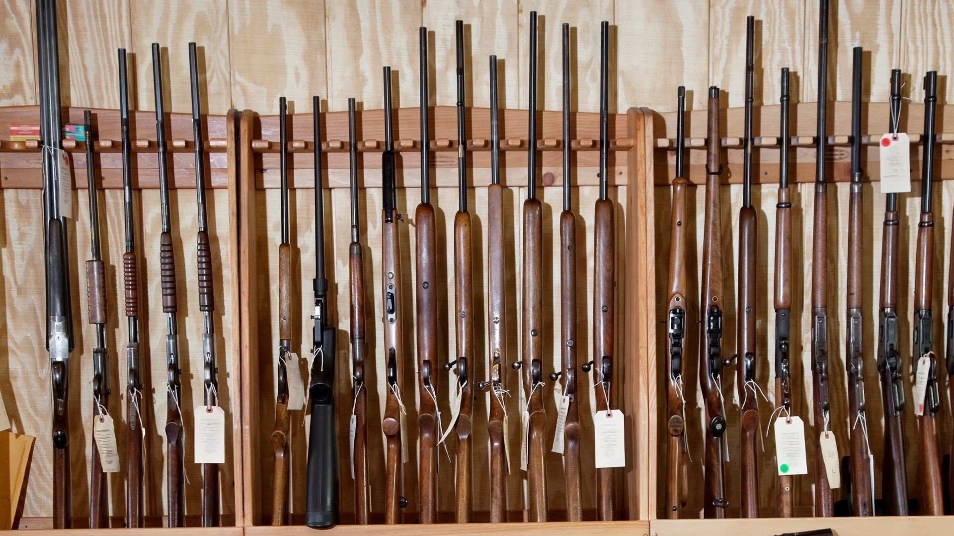 Guns sold by Washington police were used in new crimes, reports AP ...