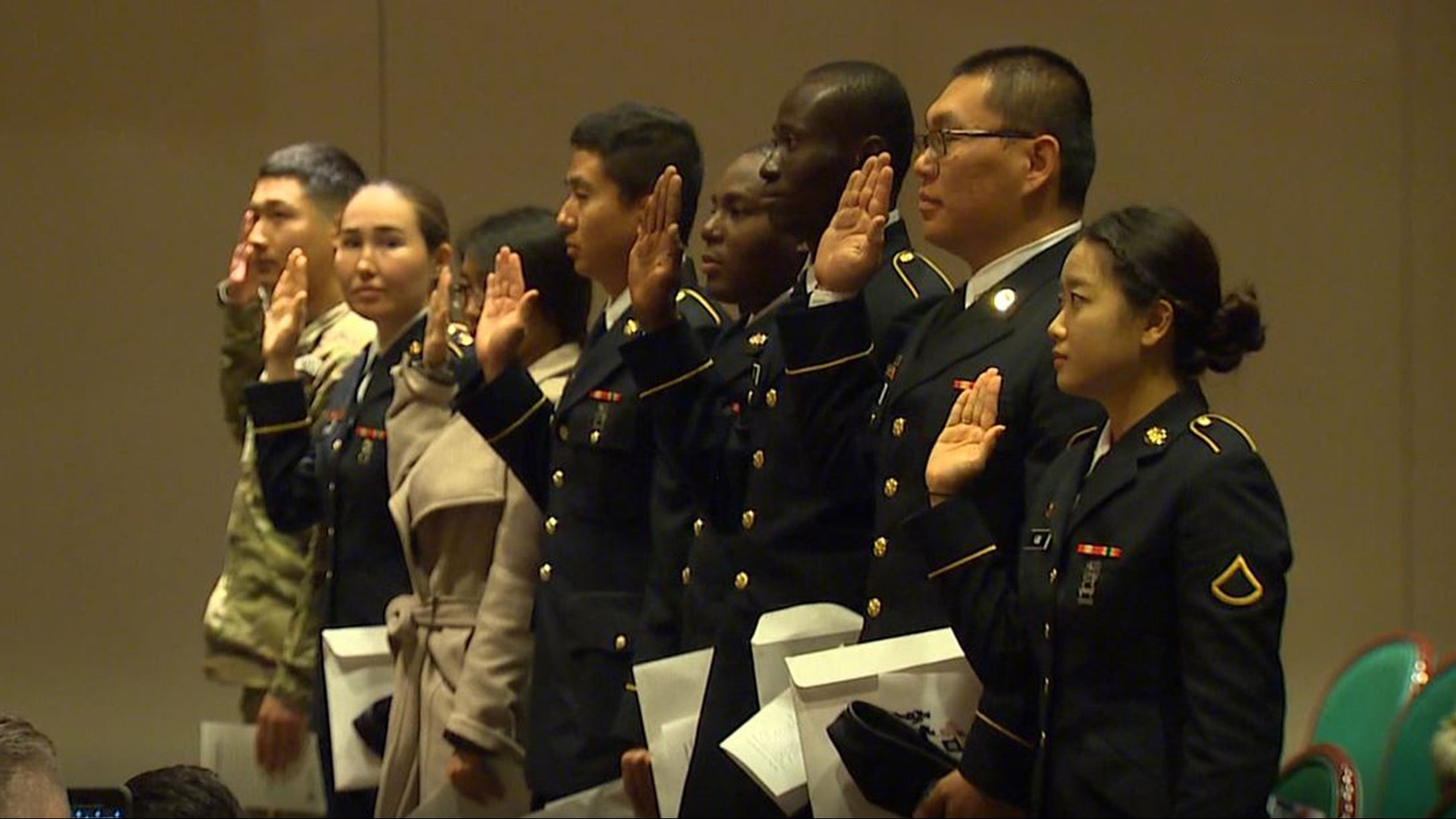 Soldiers sworn in as citizens at JBLM | king5.com