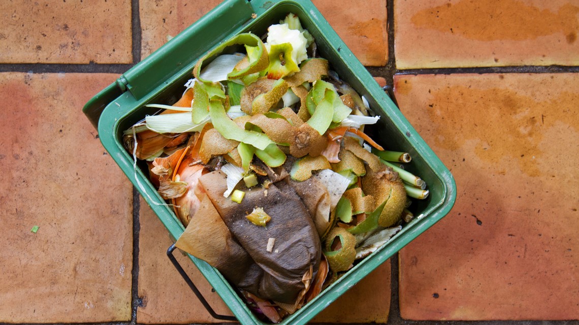 Composting coming to Western Washington University dorms | king5.com
