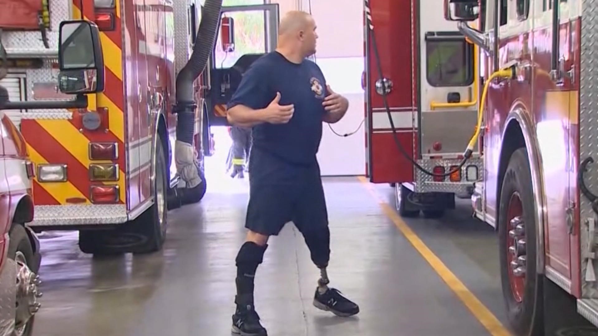 Bremerton veteran who lost a leg becomes a firefighter | king5.com