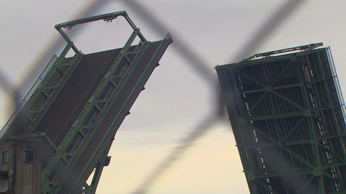 Why was the University Bridge closed in Seattle? | king5.com