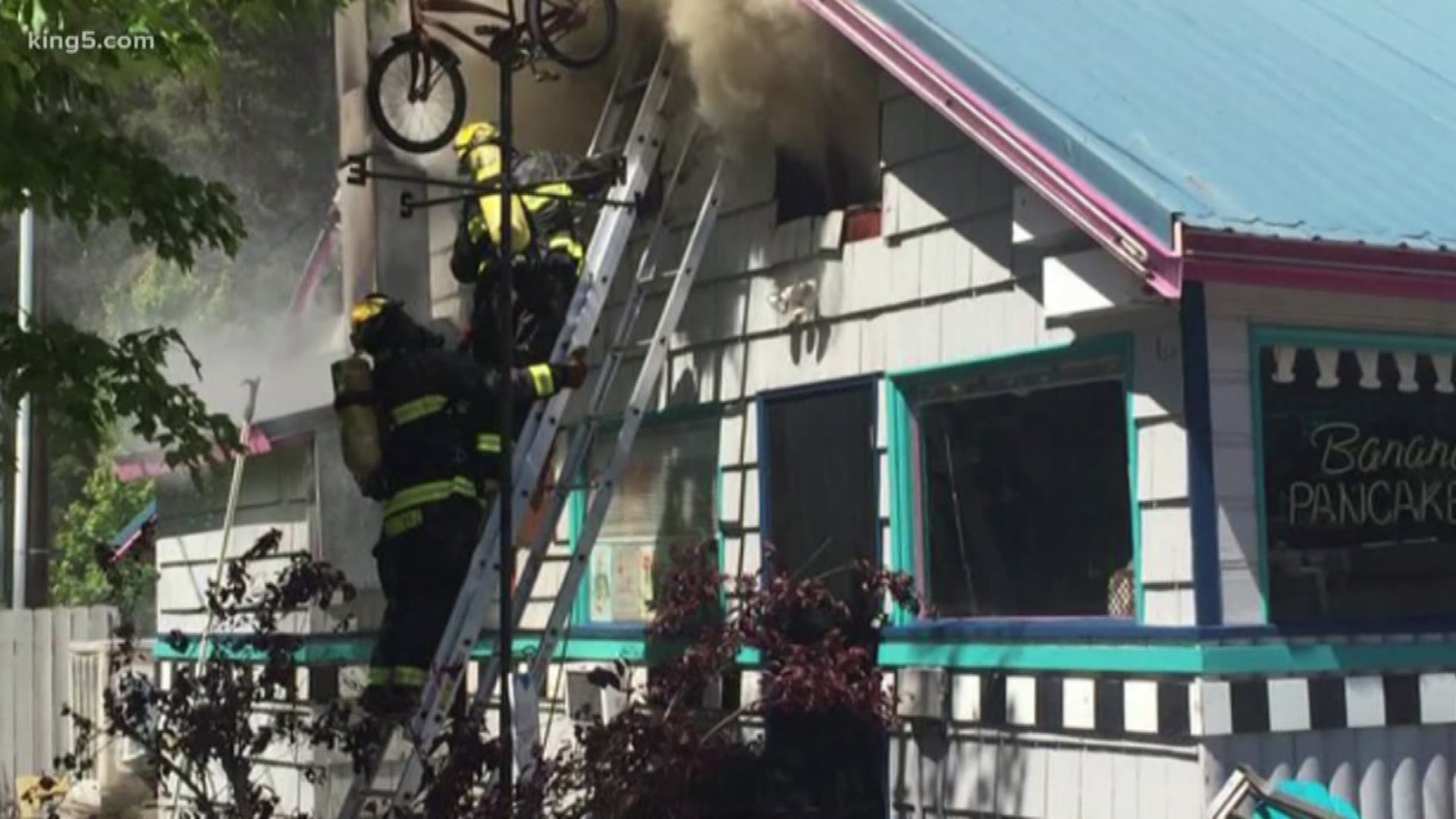 Beloved '59er Diner reopens on Stevens Pass after fire | king5.com
