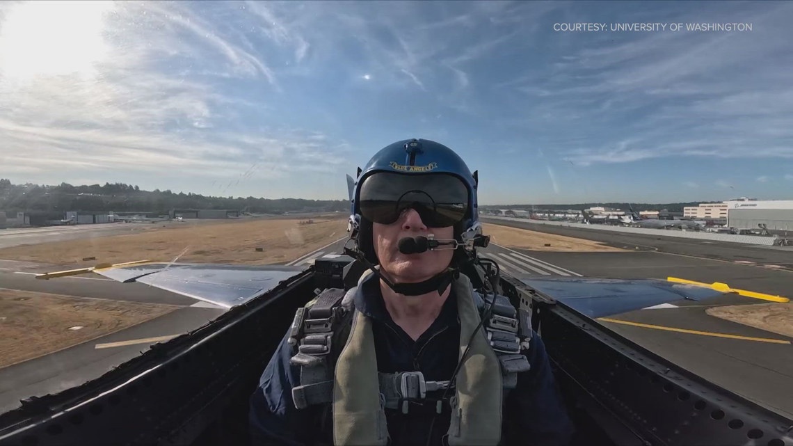 UW professor flies with the Blue Angels | king5.com