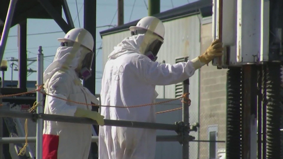 Hanford nuclear waste tank will keep leaking, state and feds vote ...