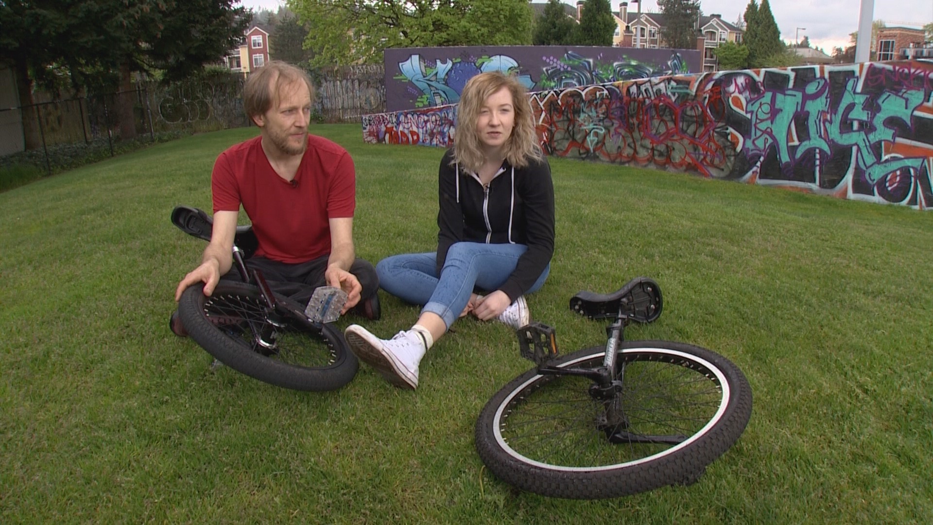 Extreme unicycling downhill mountain trails ... let's try it! | king5.com