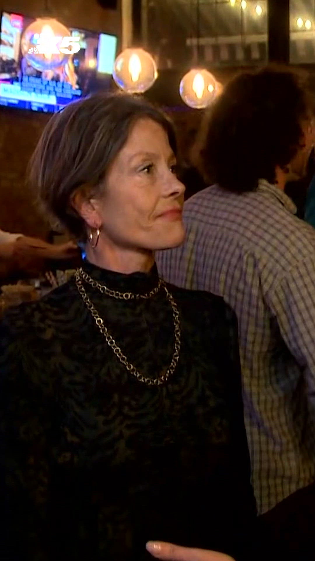 Sara Nelson reacts after learning she's trailing in city council race ...