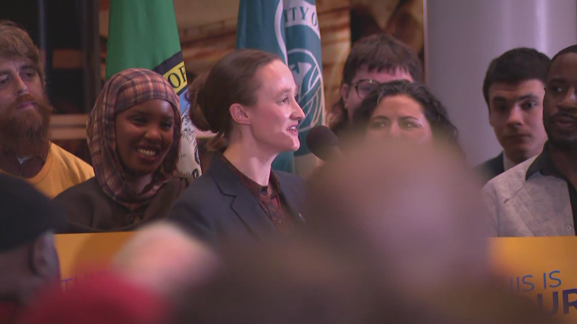 Seahawks and 49ers face off for NFC's top seed in high-stakes showdown ...