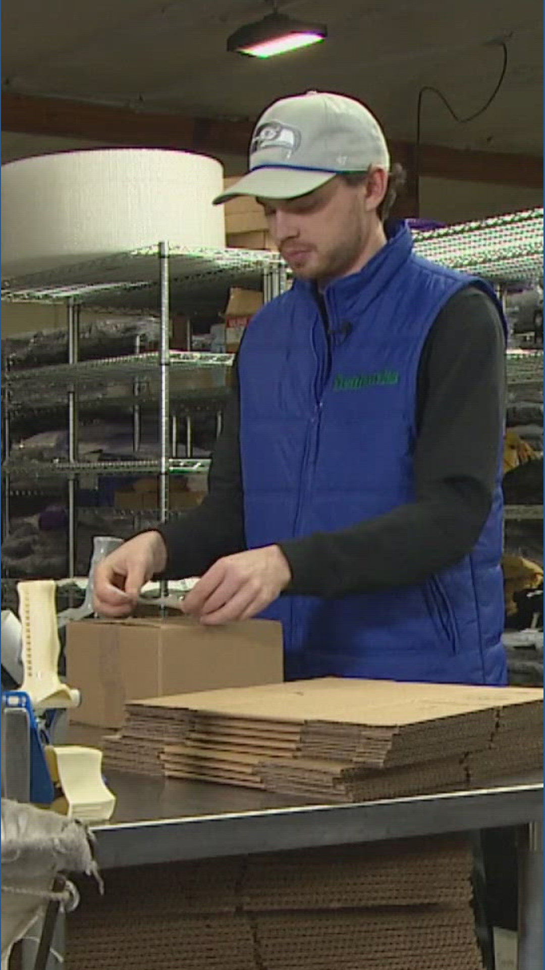 Seattle merchants see record demand as Seahawks fans celebrate NFC ...