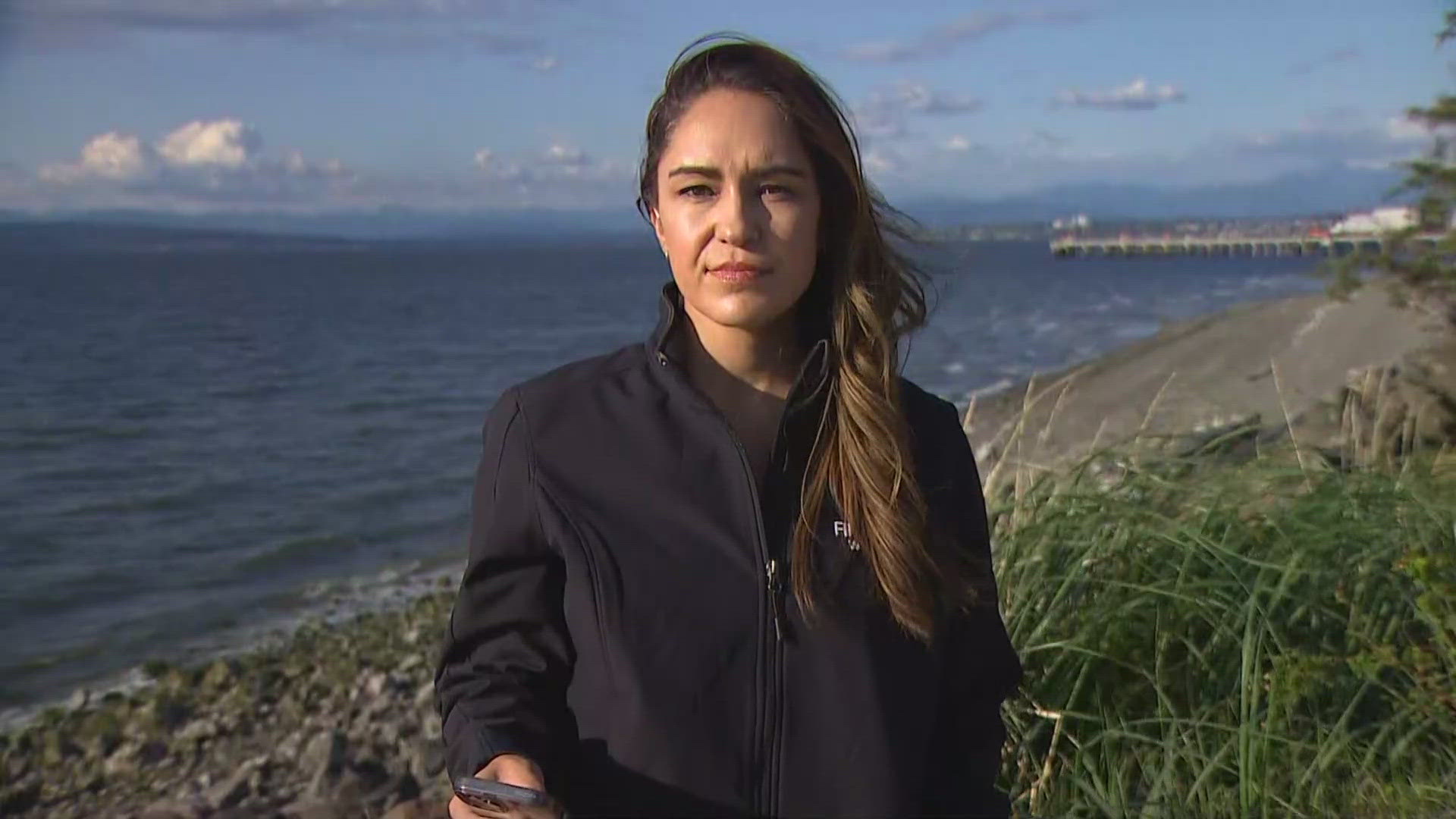 Boat sinks near Mukilteo leaving 3 missing | king5.com