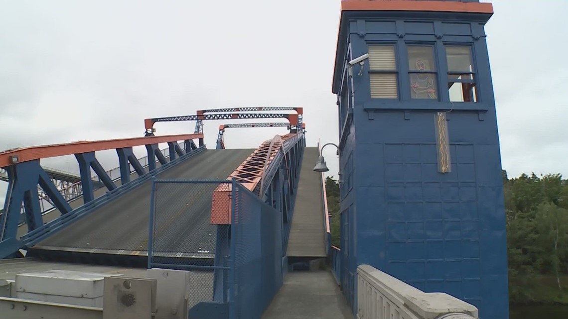 Seattle needs to spend more money on bridge upkeep, audit finds | king5.com