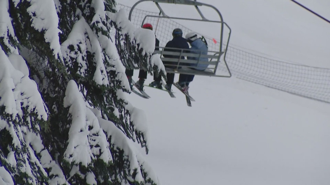 Stevens Pass to give partial refunds to season pass holders | king5.com