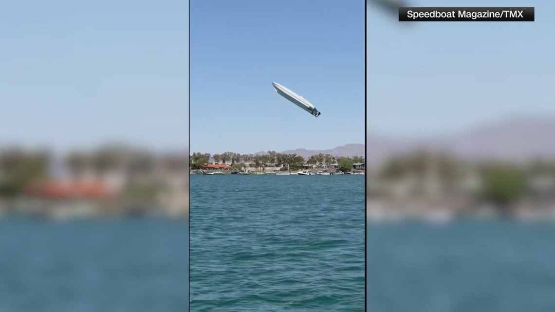 Speedboat flips trying to set speed record | king5.com