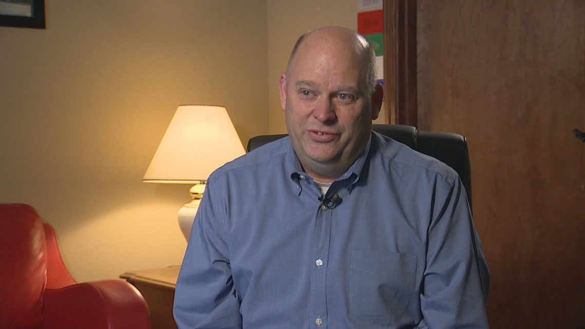 Republican Drew MacEwen announces run for state’s Sixth District Congressional seat | king5.com