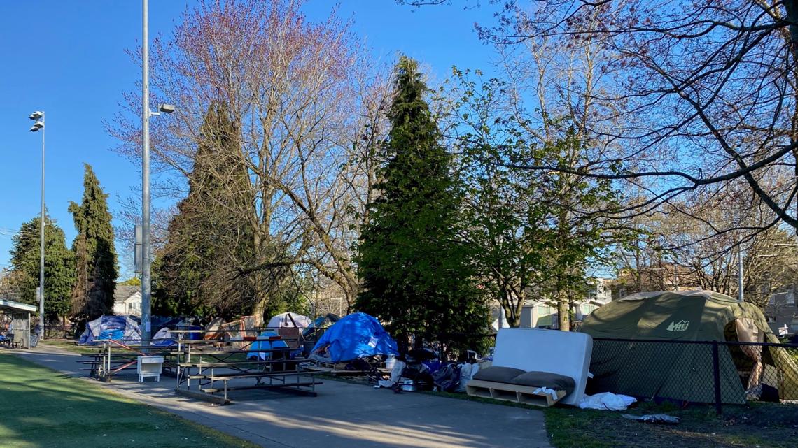 Homeless campers to be cleared from Seattle's Miller Park as students ...